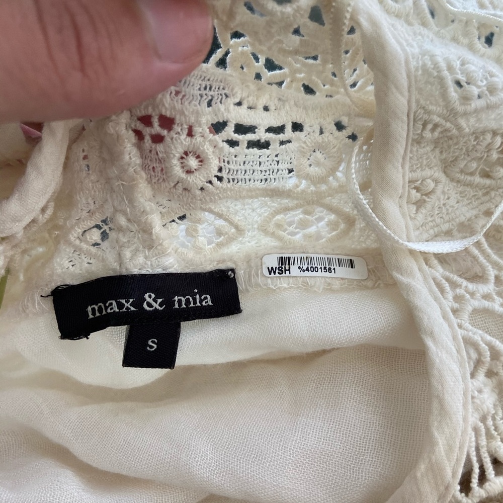 Max & Mia White Lace Dress - Gem